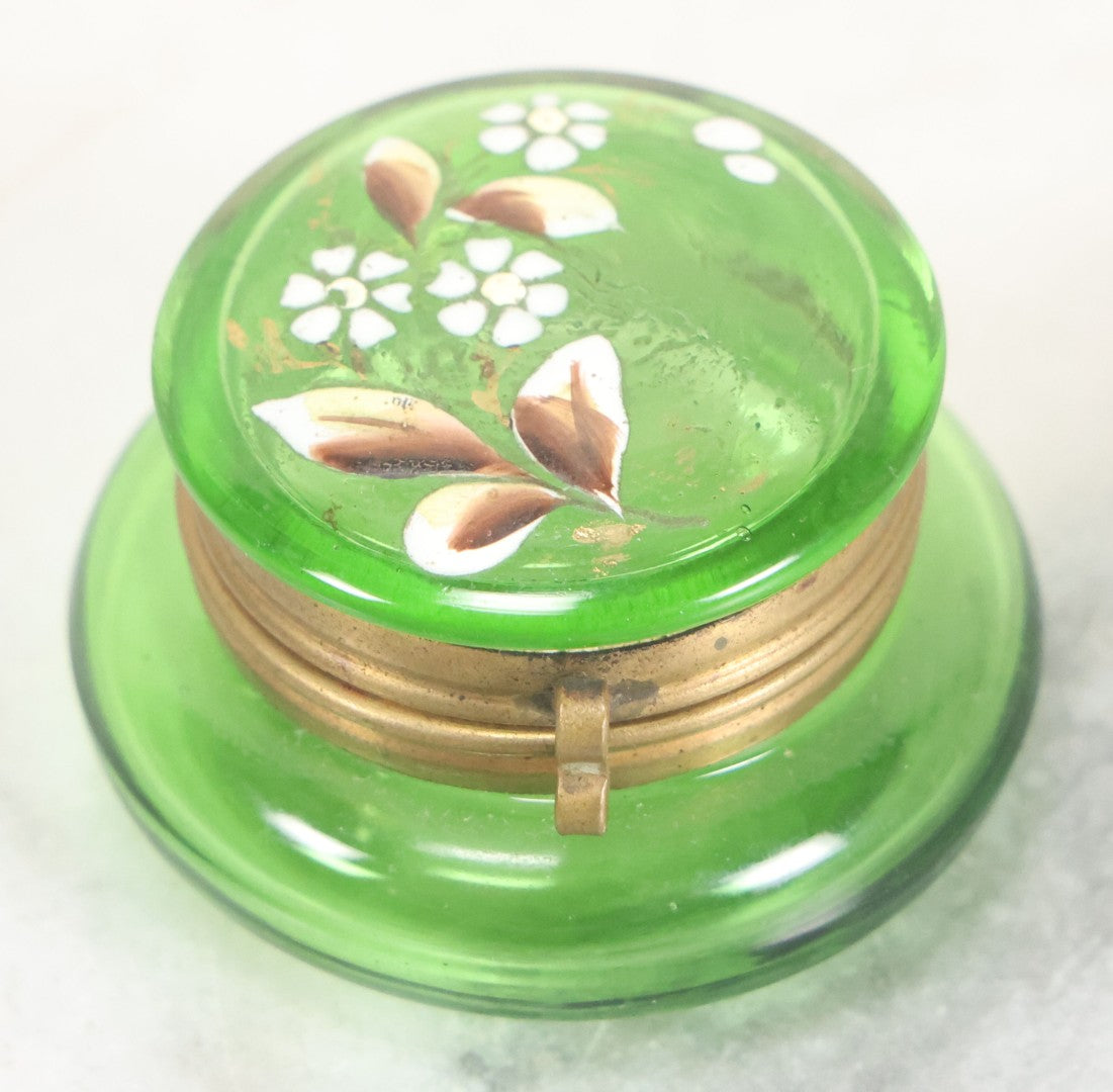 Lot 107 - Vintage Green Glass Pill Box With Hand Painted Flower Detail ...